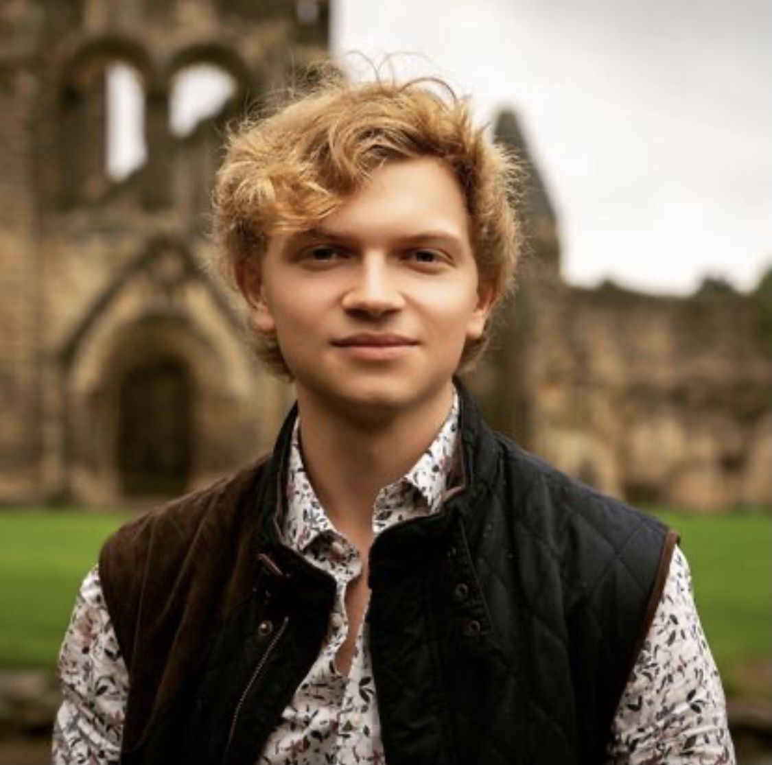 Our great conductor Matthew Rhodes in "Le grand plongeon" tonight Nov 9 ...